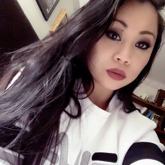 Gerlyn's Closet (@gerlynb) | Poshmark